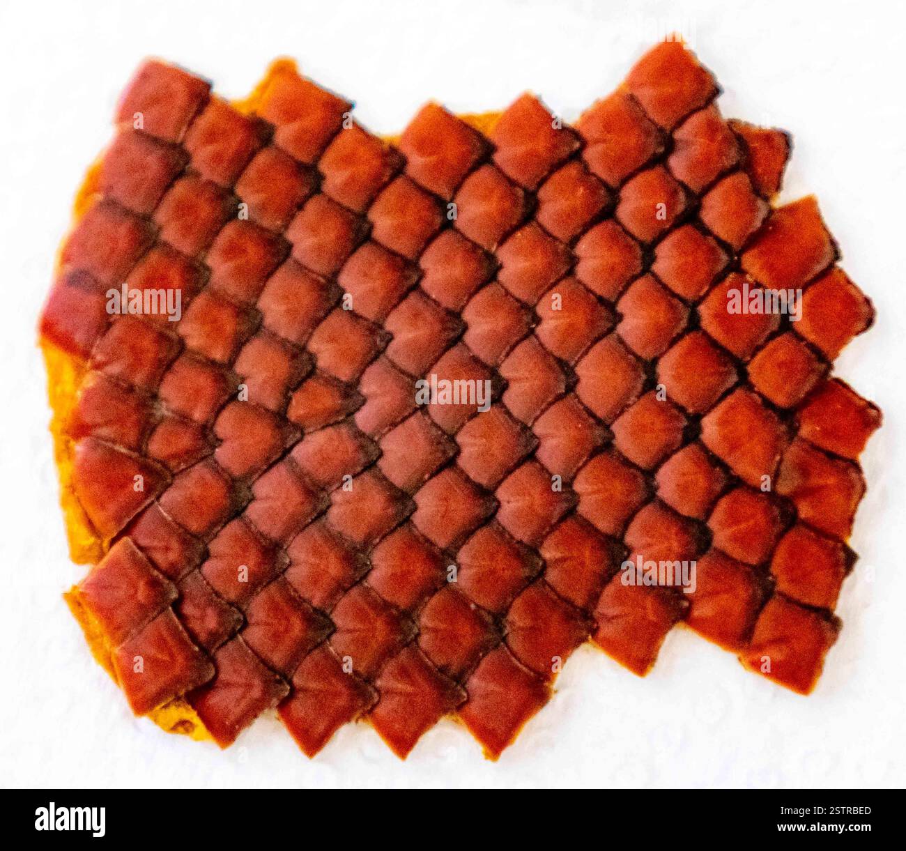 Texture of the skin of ripe buriti fruit Stock Photo - Alamy