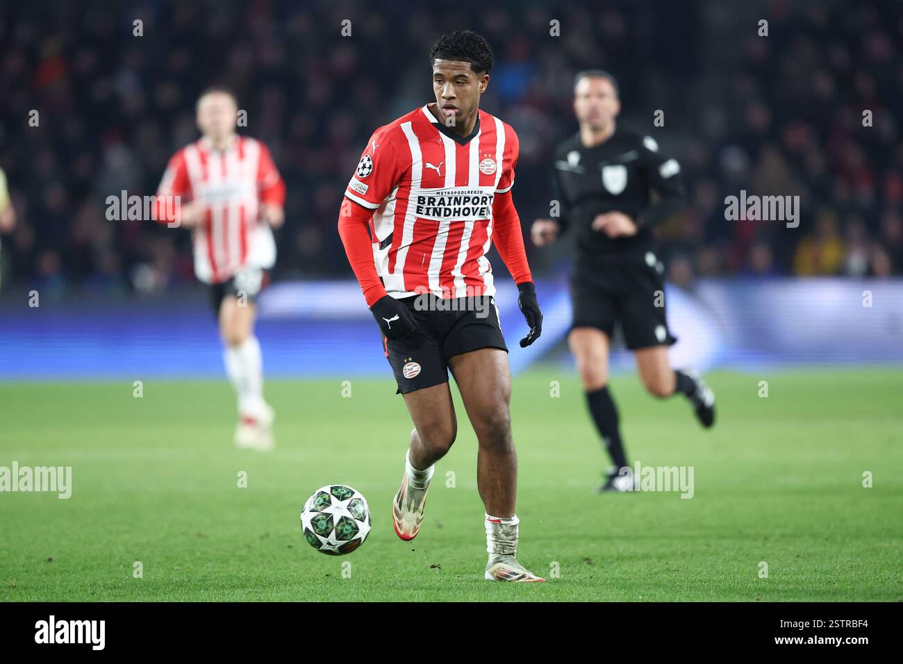 EINDHOVEN, 19-02-2025, Philips Stadium, UEFA Champions League season ...