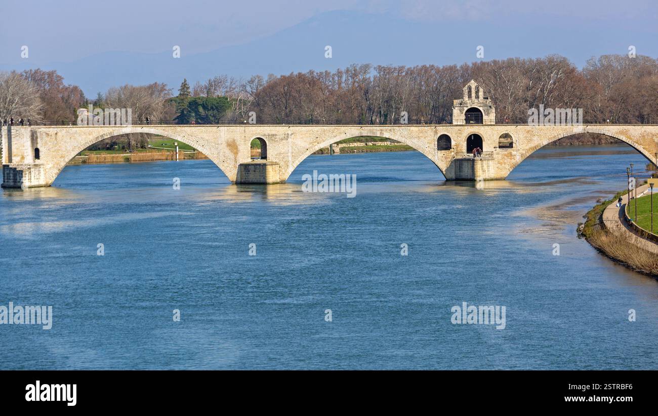 Chapel arches bridge hi-res stock photography and images - Alamy