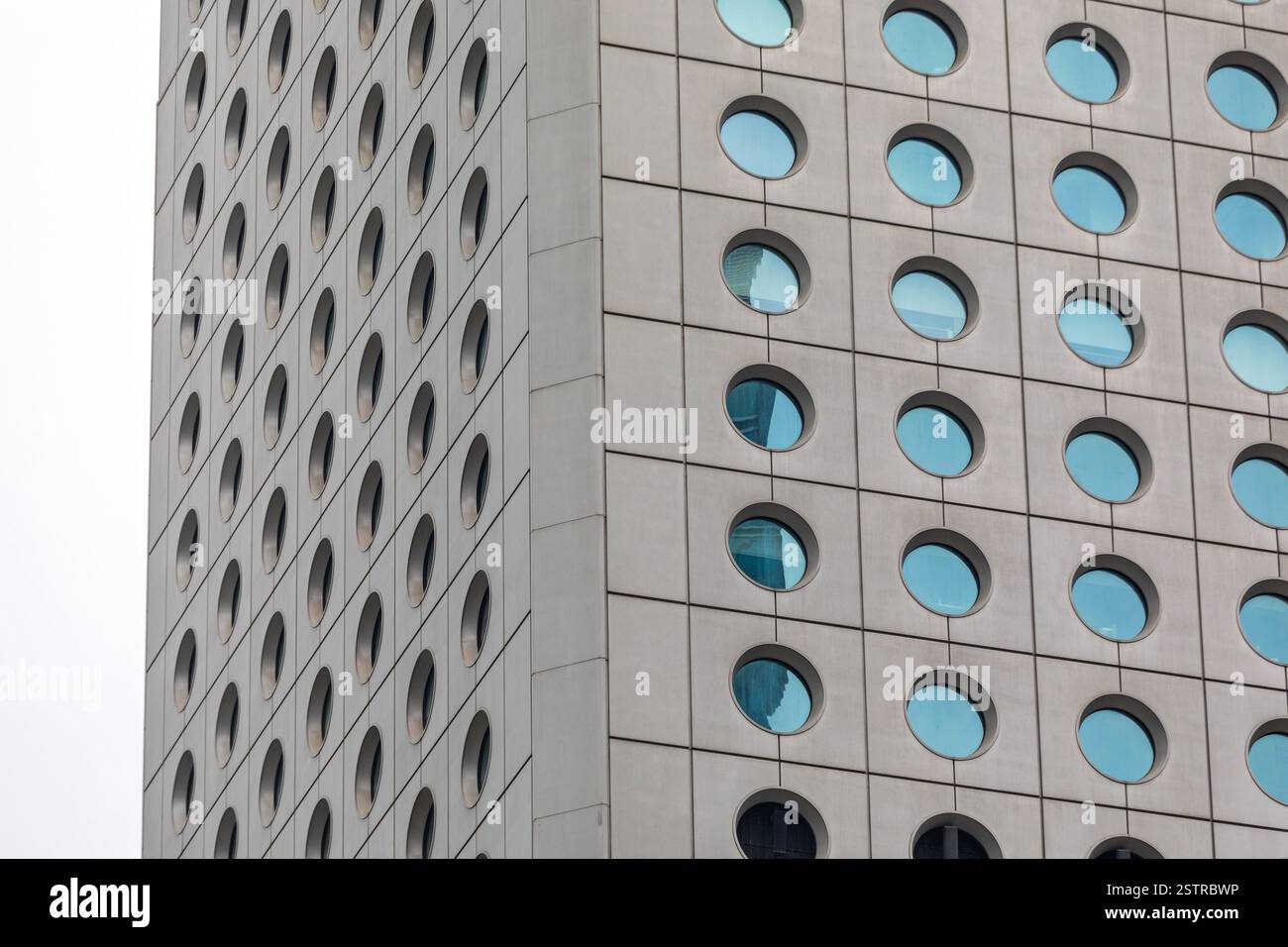 Facade and round windows hi-res stock photography and images - Alamy
