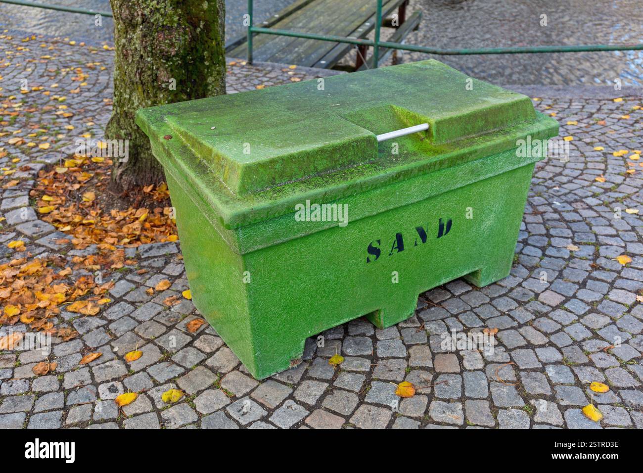 Box For Sand Stock Photo - Alamy