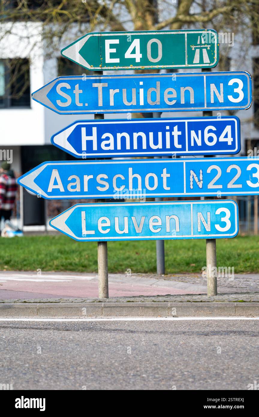 Traffic direction signs to the main cities in Tienen, Flemish Brabant ...