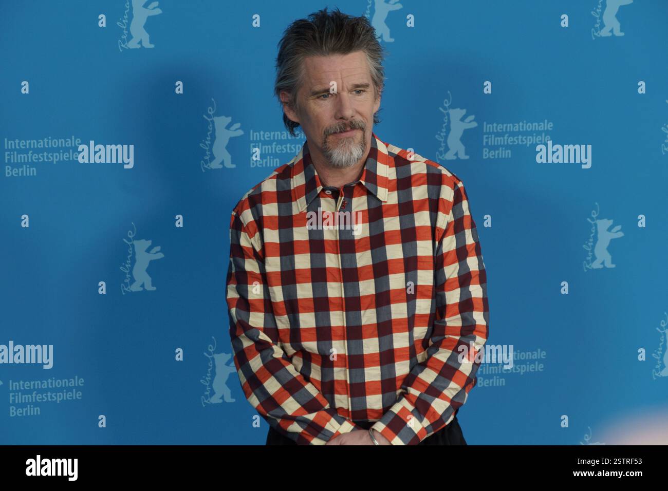 Michael Barker, John Sloss, Ethan Hawke, Margaret Qualley, Andrew Scott ...