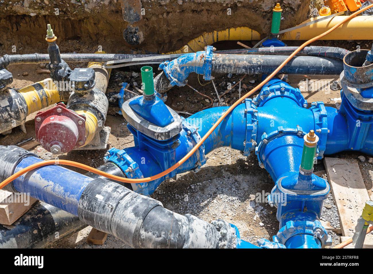 Water supply pipes valves hi-res stock photography and images - Alamy