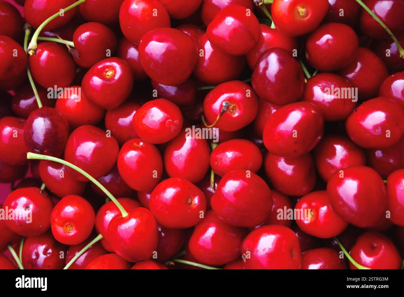 4k organic healthy red fruit hi-res stock photography and images - Alamy