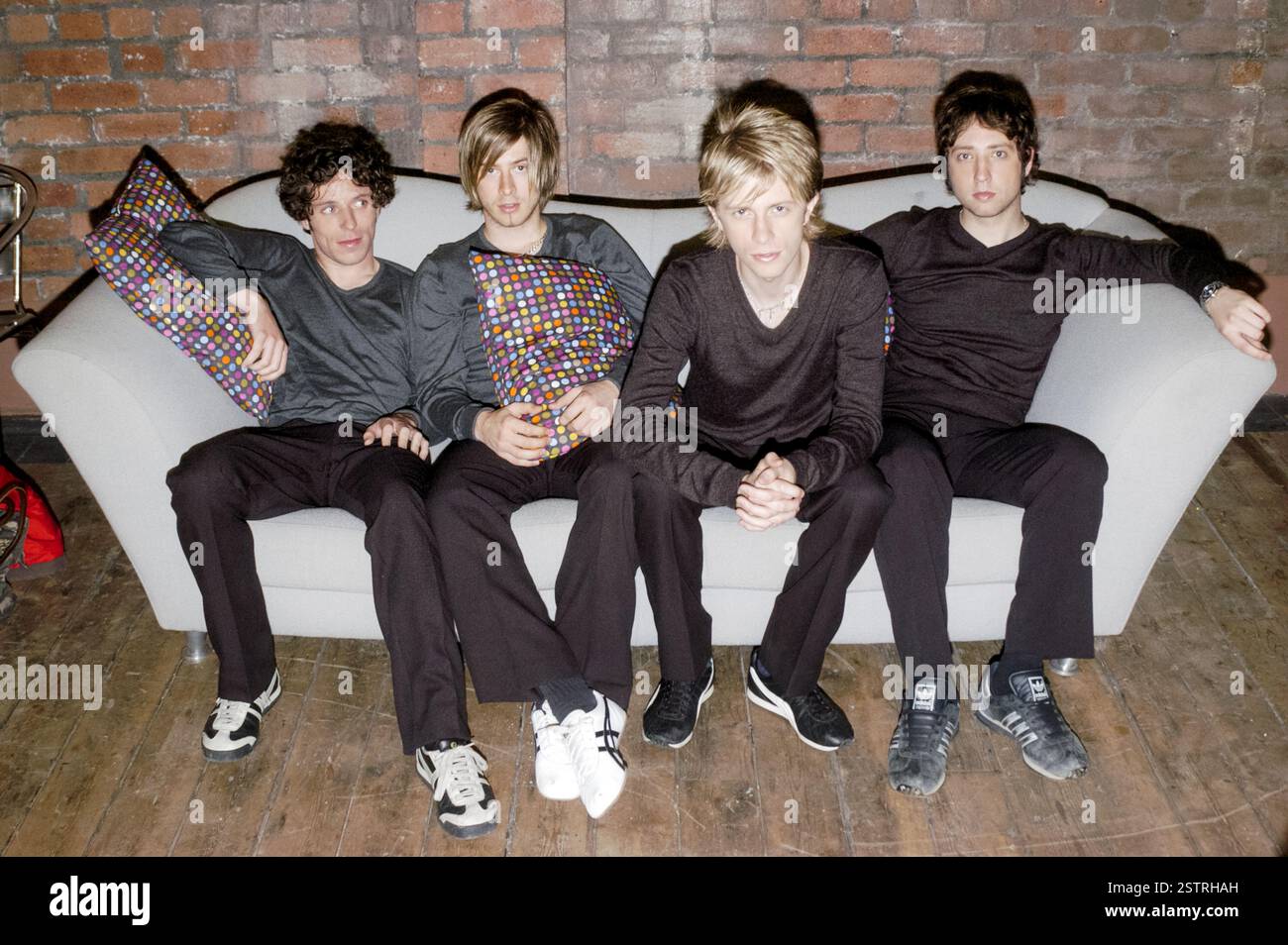 GREG GILBERT, THE DELAYS, 2003: A young blonde haired Greg Gilbert ...