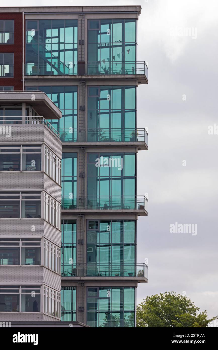 See Through Building Stock Photo - Alamy