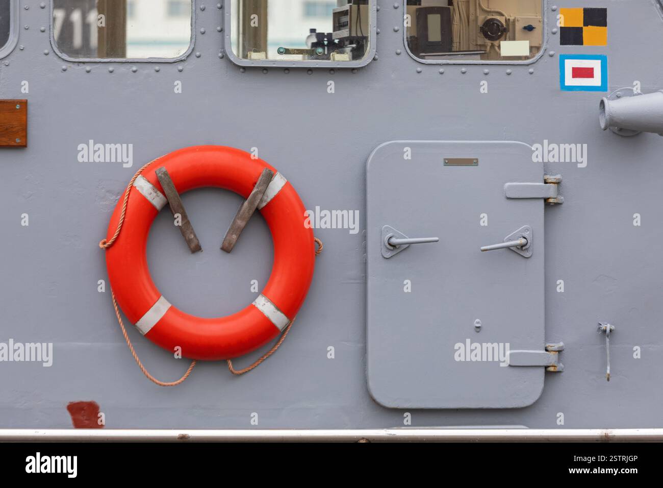 Watertight door hi-res stock photography and images - Alamy