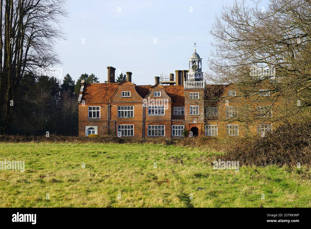 Harpenden house hi-res stock photography and images - Alamy