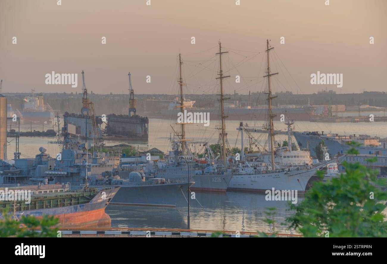 Odessa ukraine old architecture hi-res stock photography and images - Alamy