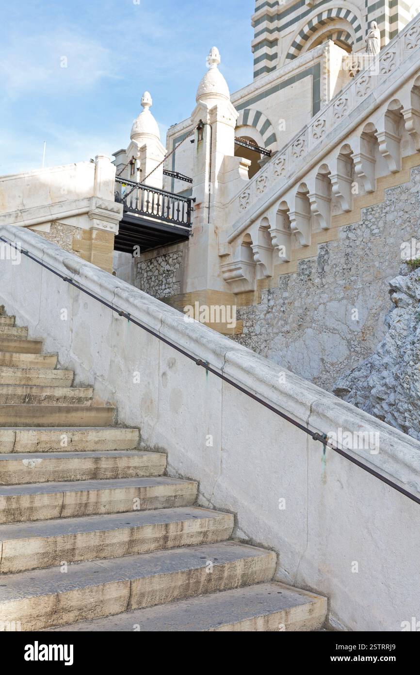 Marble stairway stairs hi-res stock photography and images - Alamy