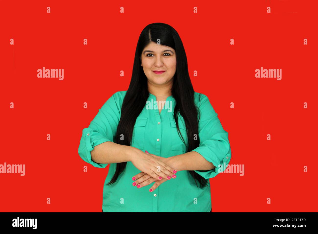 30 year old Latina woman with long straight hair speaks Mexican sign ...