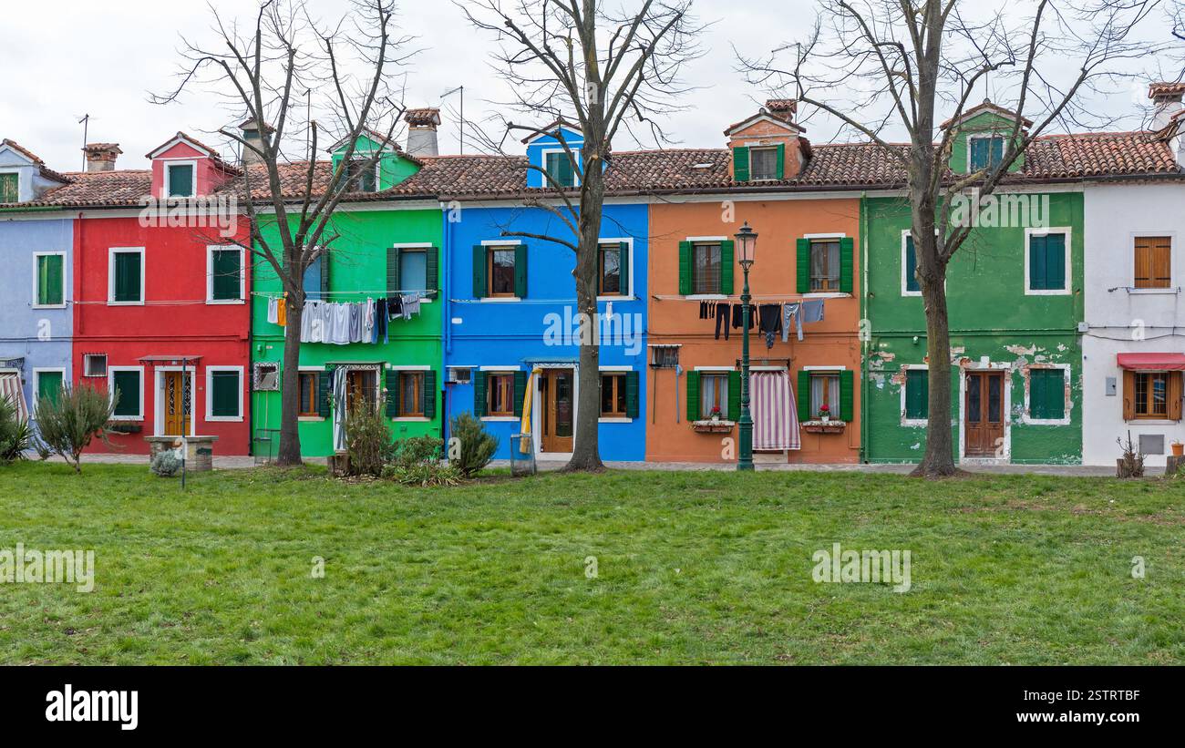 Colourful park hi-res stock photography and images - Alamy