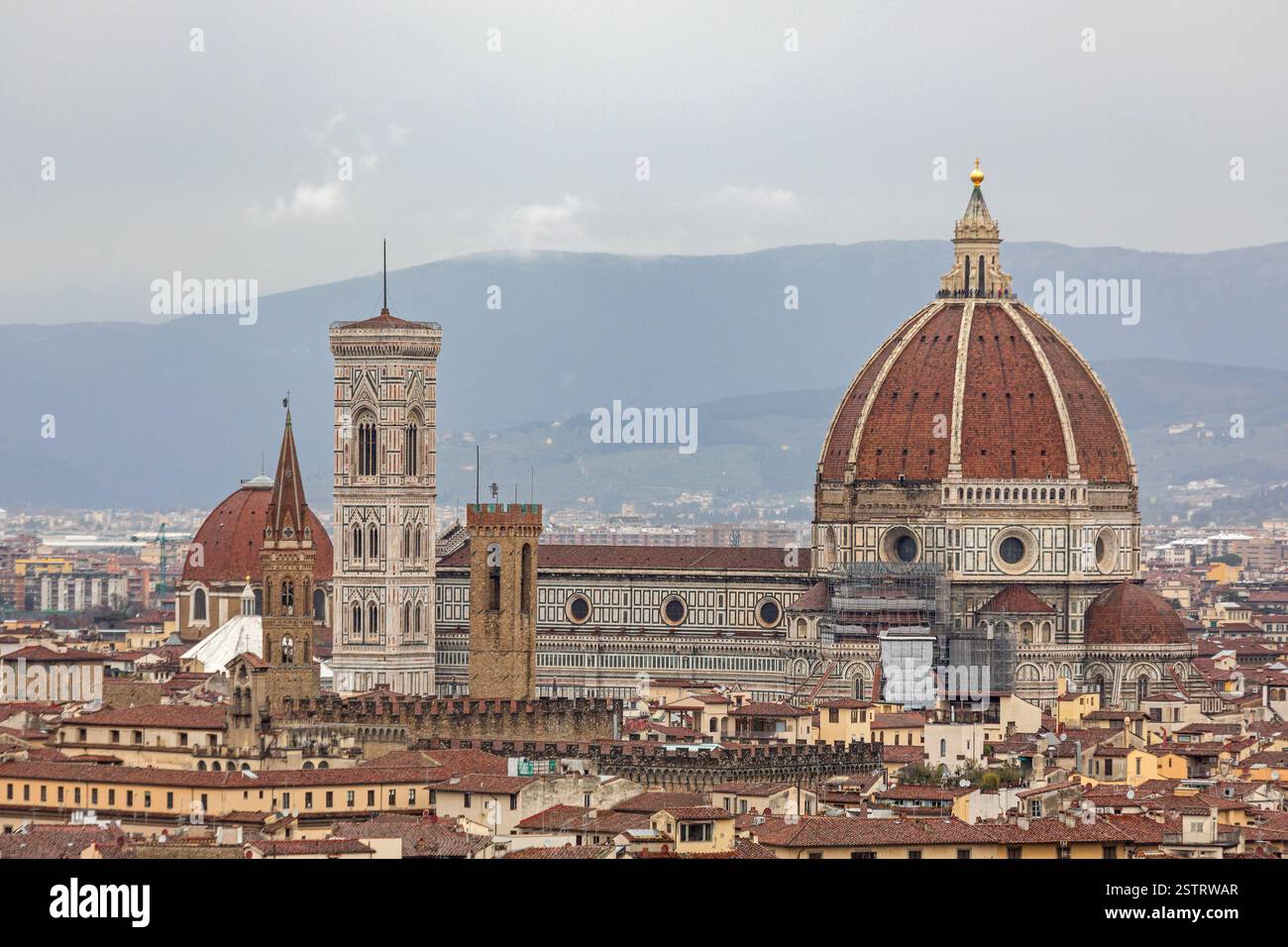 Big dome cathedral florence hi-res stock photography and images - Alamy
