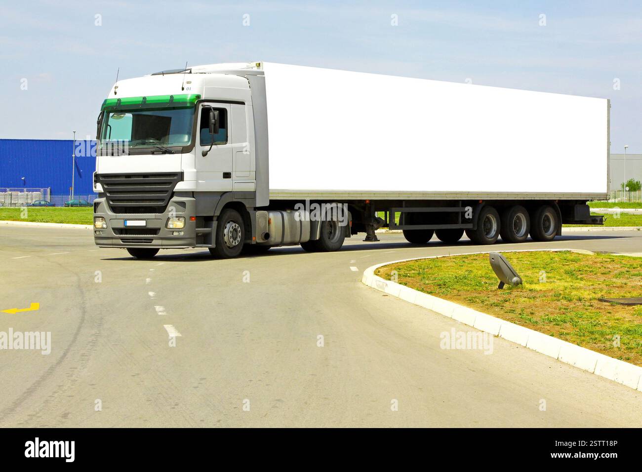 Truck lorry camion hi-res stock photography and images - Alamy