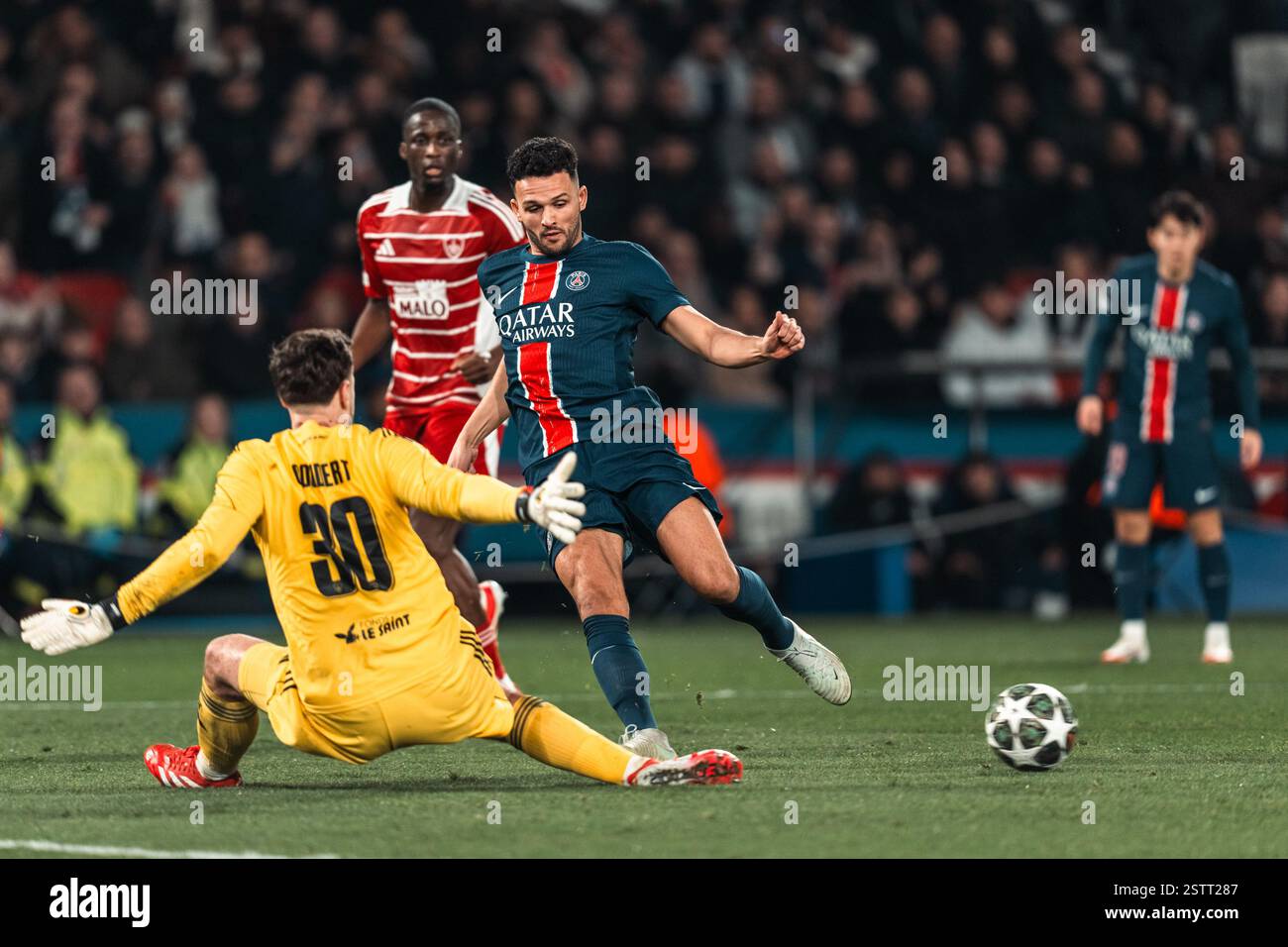 Paris, France. 19th Feb, 2025. Goncalo RAMOS of PSG passing the ball ...