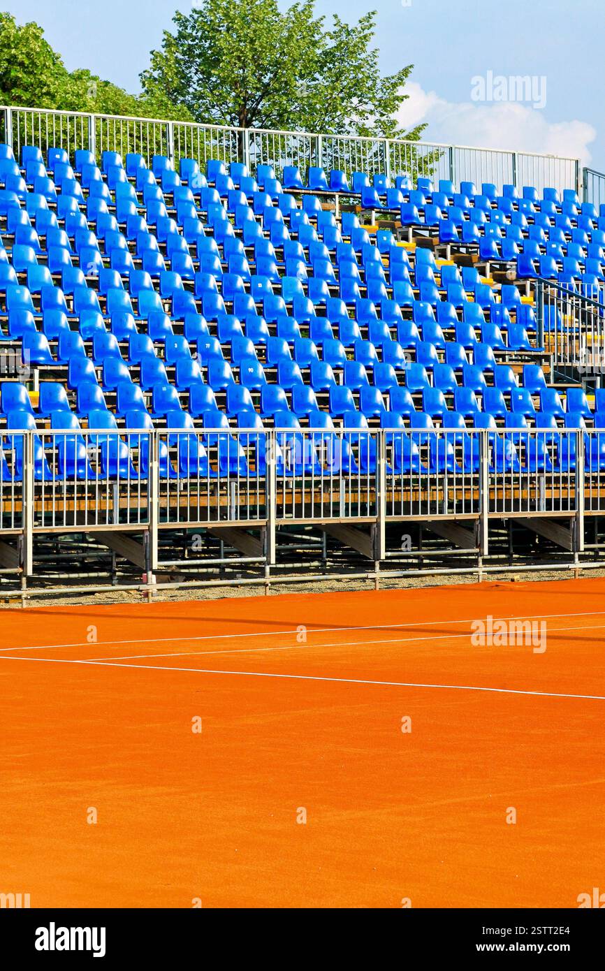 Tennis court stand Stock Photo - Alamy