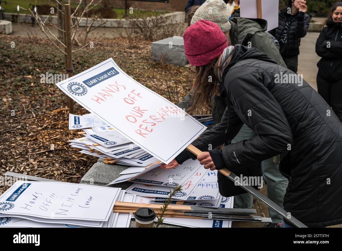 Seattle, USA. 19th Feb 2025. Over 500 people picketing at University of ...