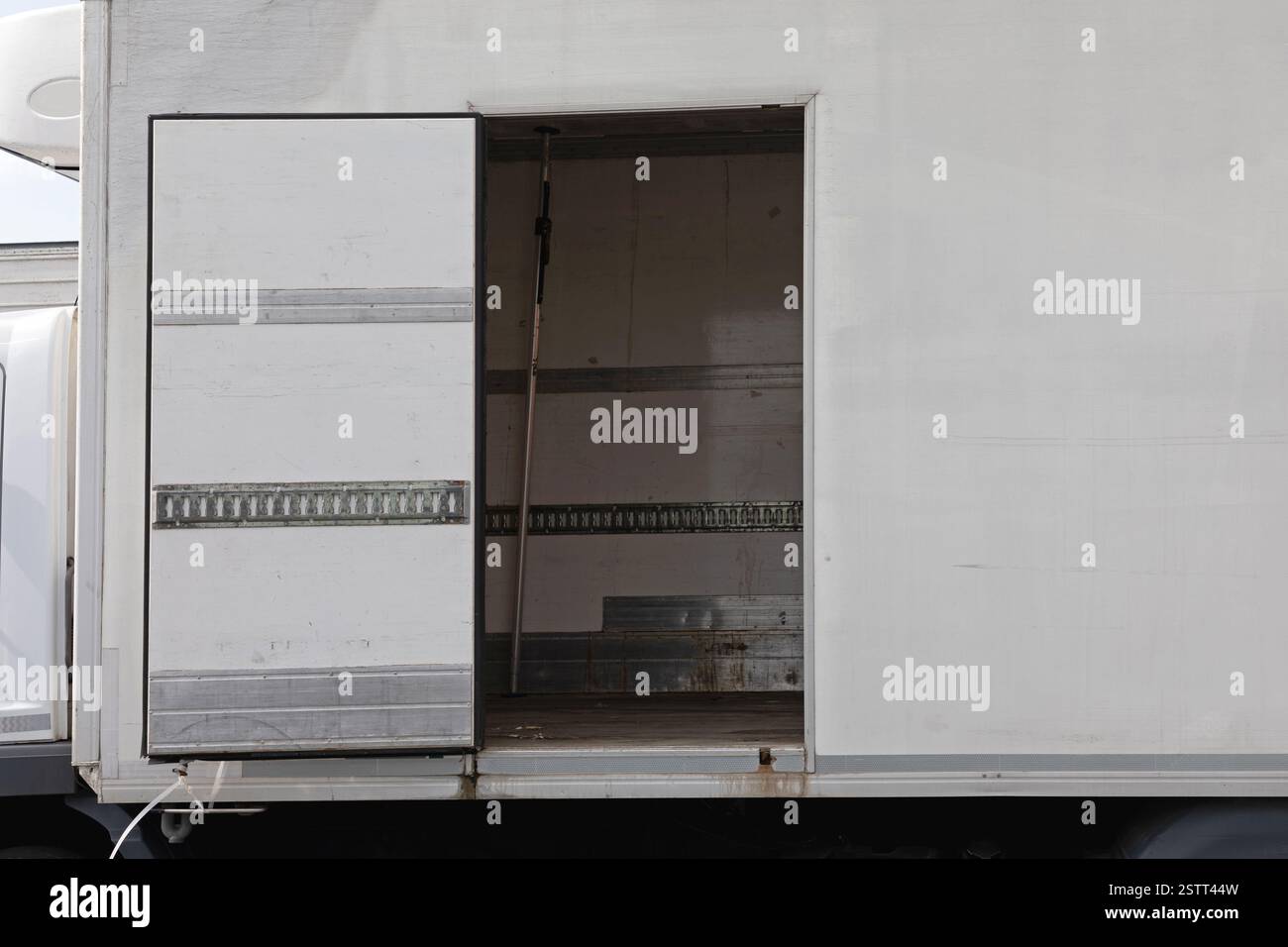 Large open door hi-res stock photography and images - Alamy