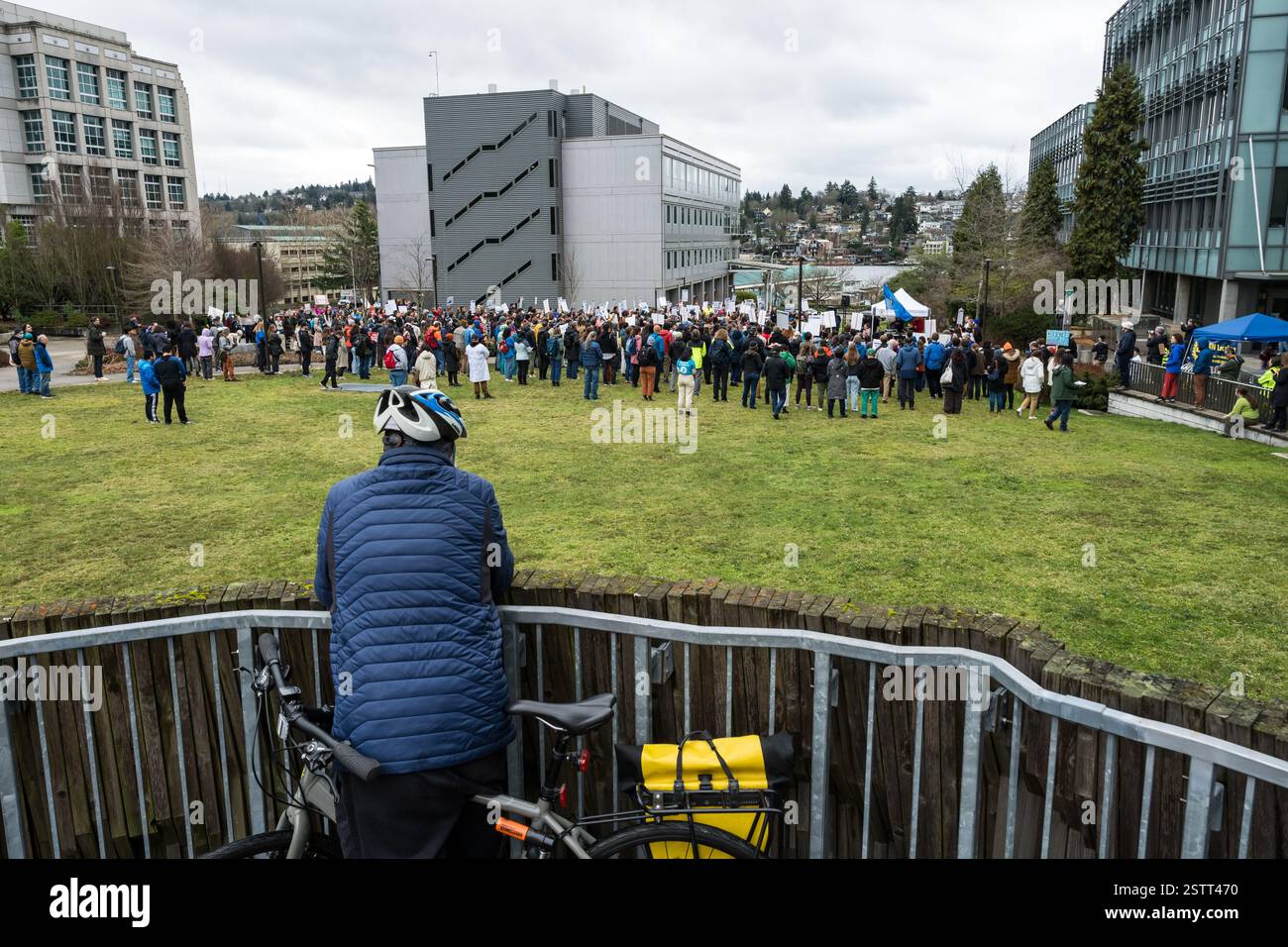 Seattle, USA. 19th Feb 2025. Over 500 people picketing at University of ...