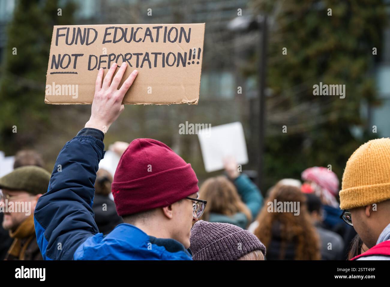 Seattle, USA. 19th Feb 2025. Over 500 people picketing at University of ...