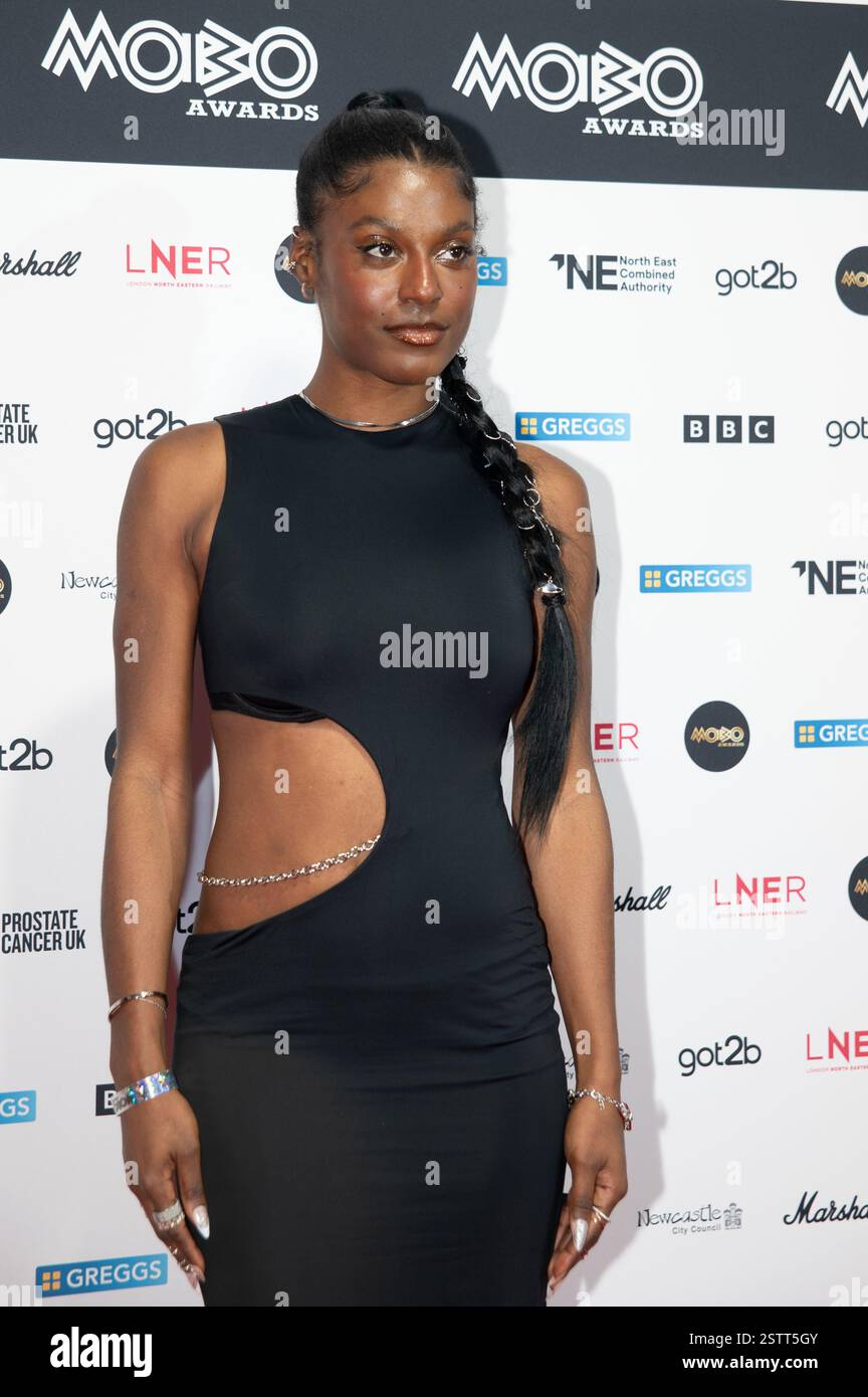 Newcastle, United Kingdom. 18th February 2025. Guests hit the red ...