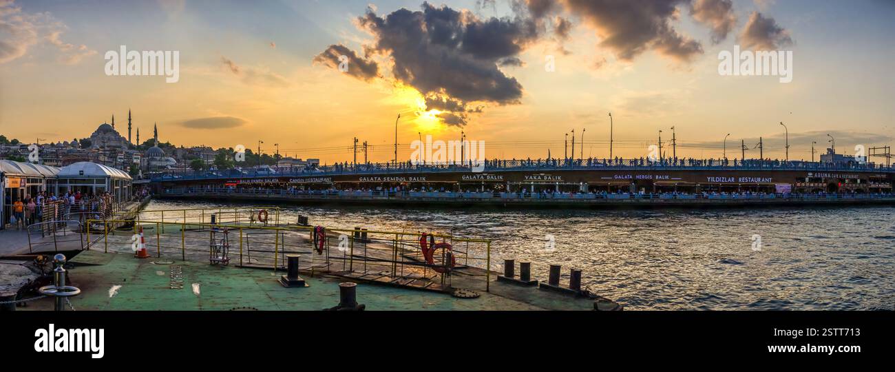 Eminonu square and Galata bridge in Istanbul, Turkey Stock Photo - Alamy