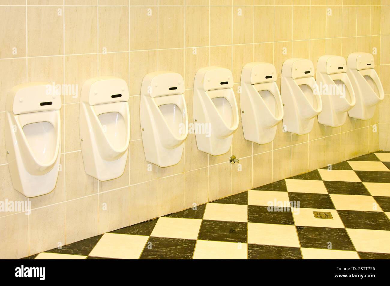 Urinals hi-res stock photography and images - Alamy