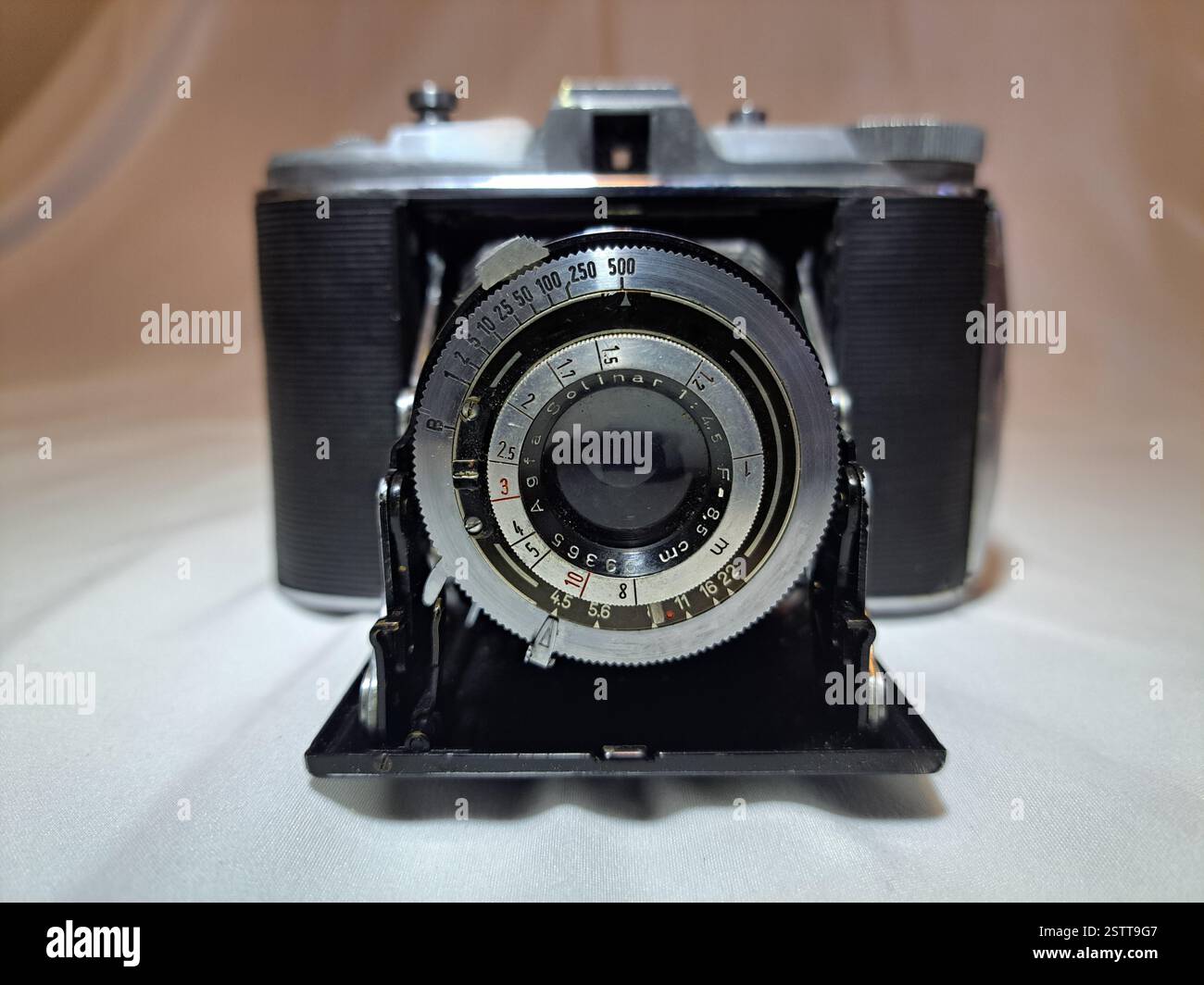 Analogue film photography hi-res stock photography and images - Alamy