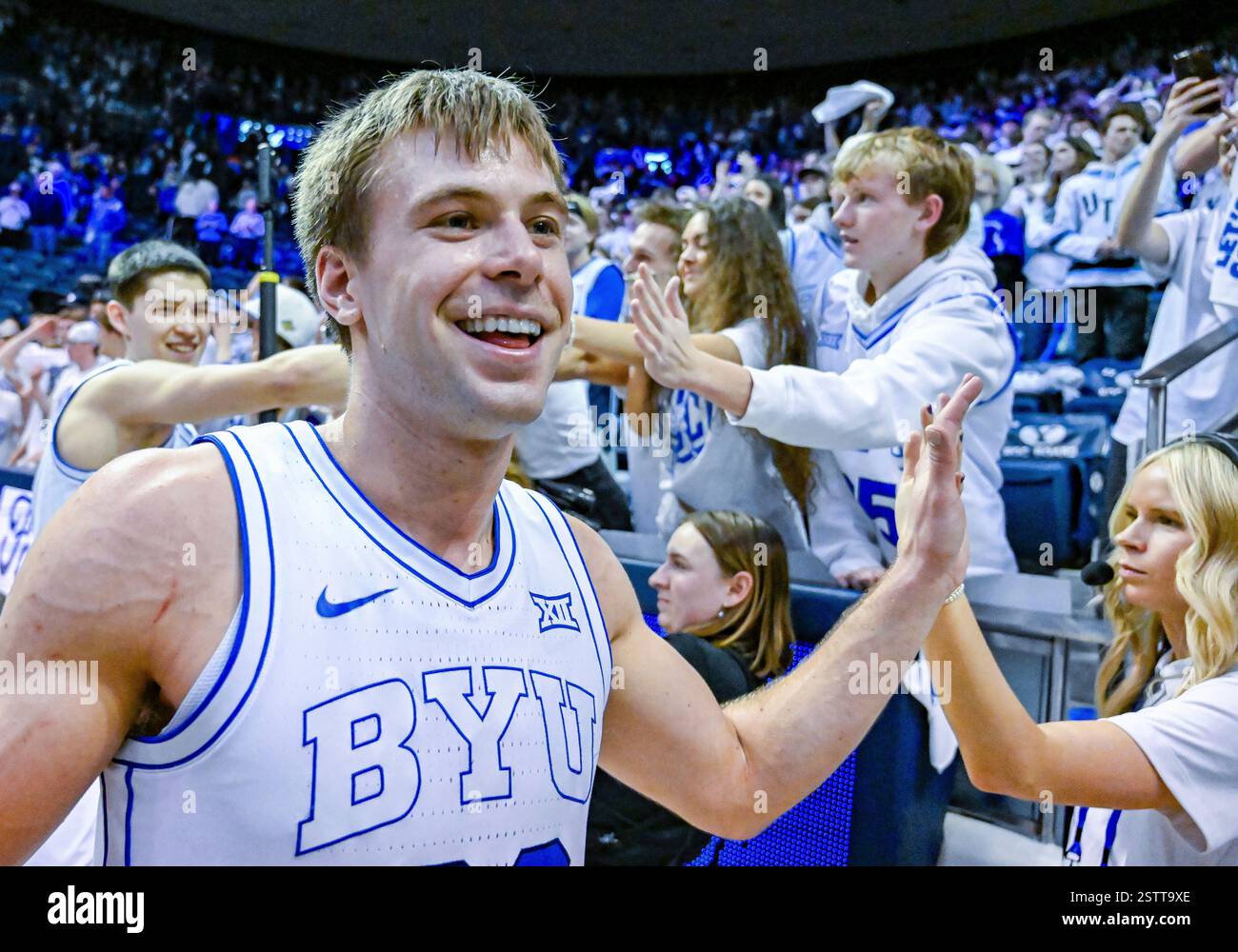 PROVO, UT - FEBRUARY 18: Brigham Young Cougars guard Dallin Hall (30 ...