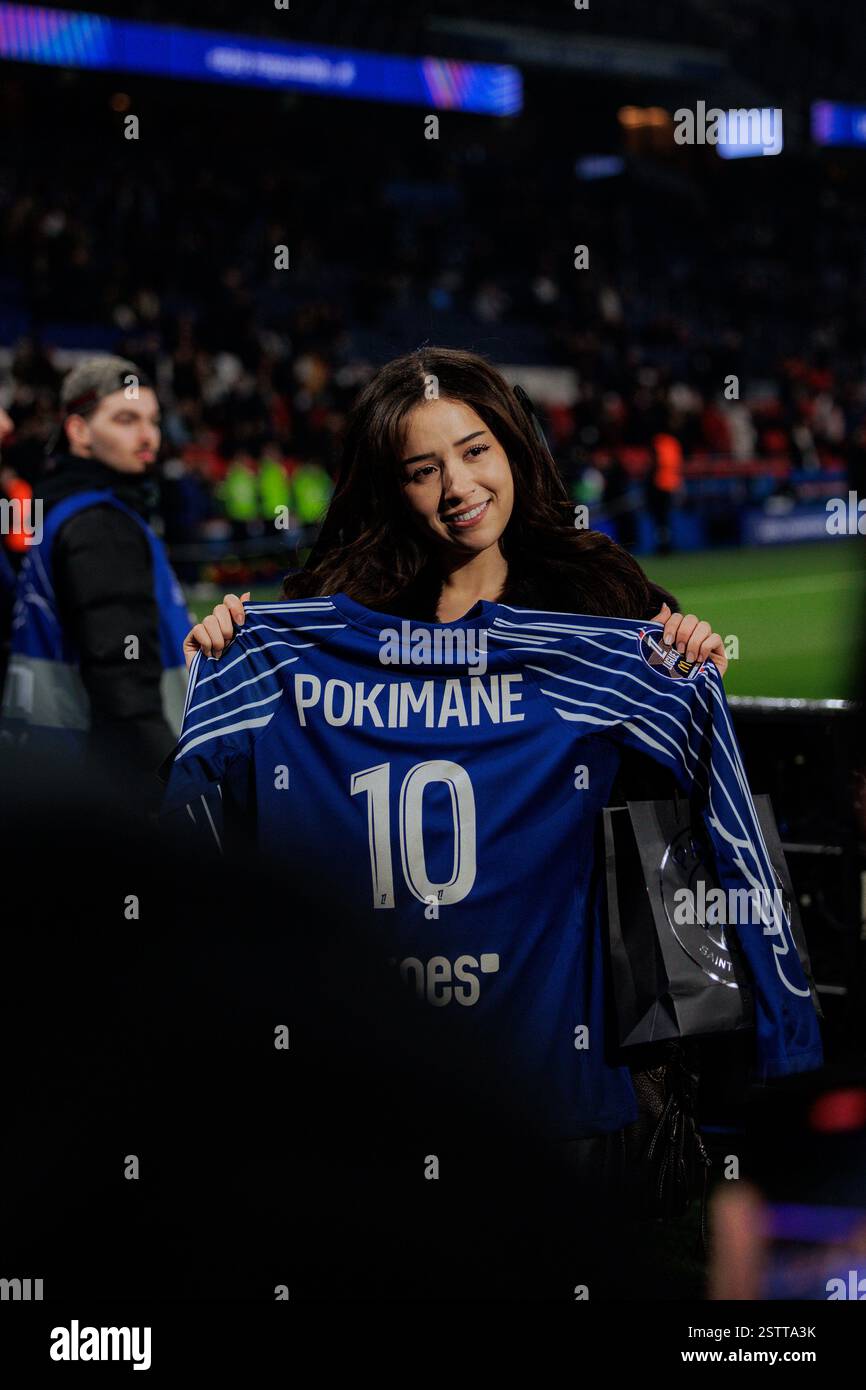 Pokimane hi-res stock photography and images - Alamy