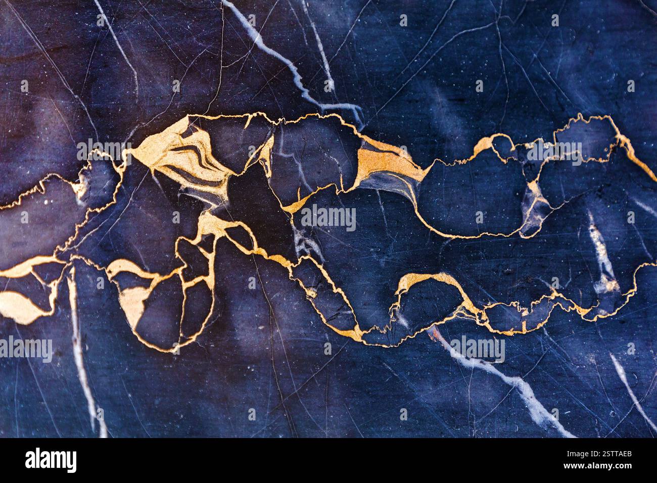 Golden marble hi-res stock photography and images - Alamy