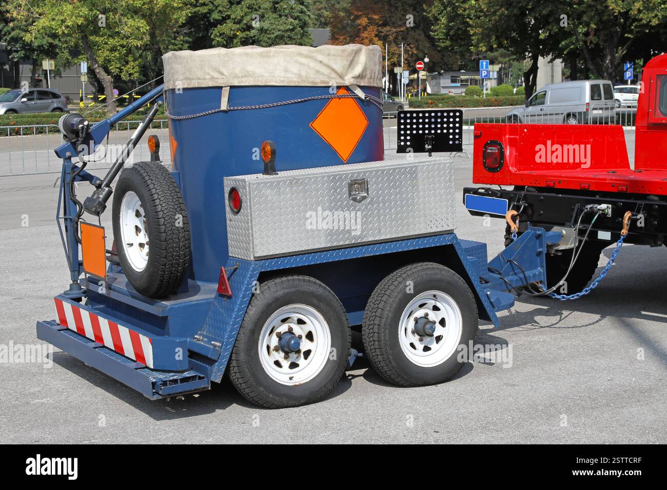 Bomb disposal unit trailer for hazardous explosive devices hi-res stock ...