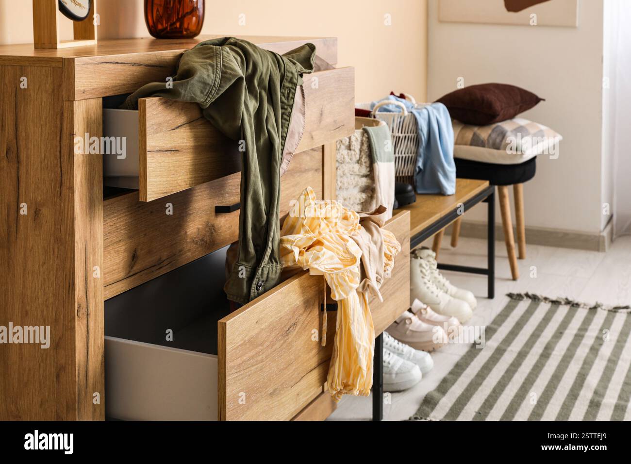 Dressing room mess hi-res stock photography and images - Alamy