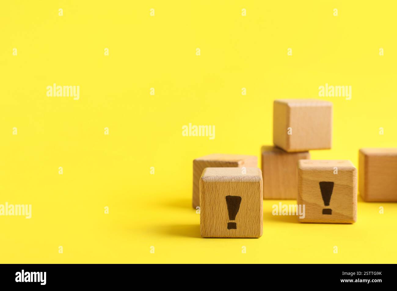 Different exclamation marks hi-res stock photography and images - Alamy
