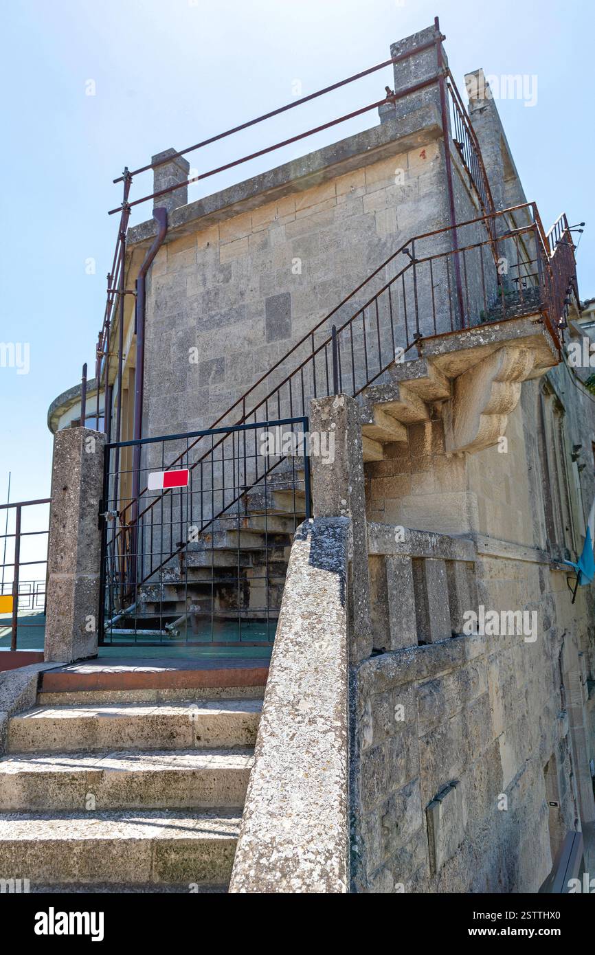 Top view stone stairs hi-res stock photography and images - Alamy
