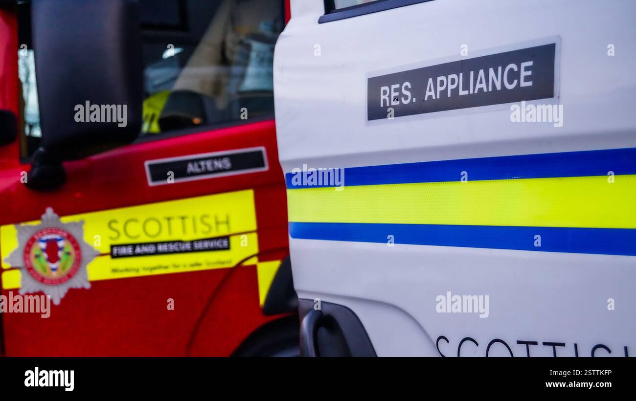 Scottish Fire and Rescue Service Fire Engine Doors Stock Photo - Alamy