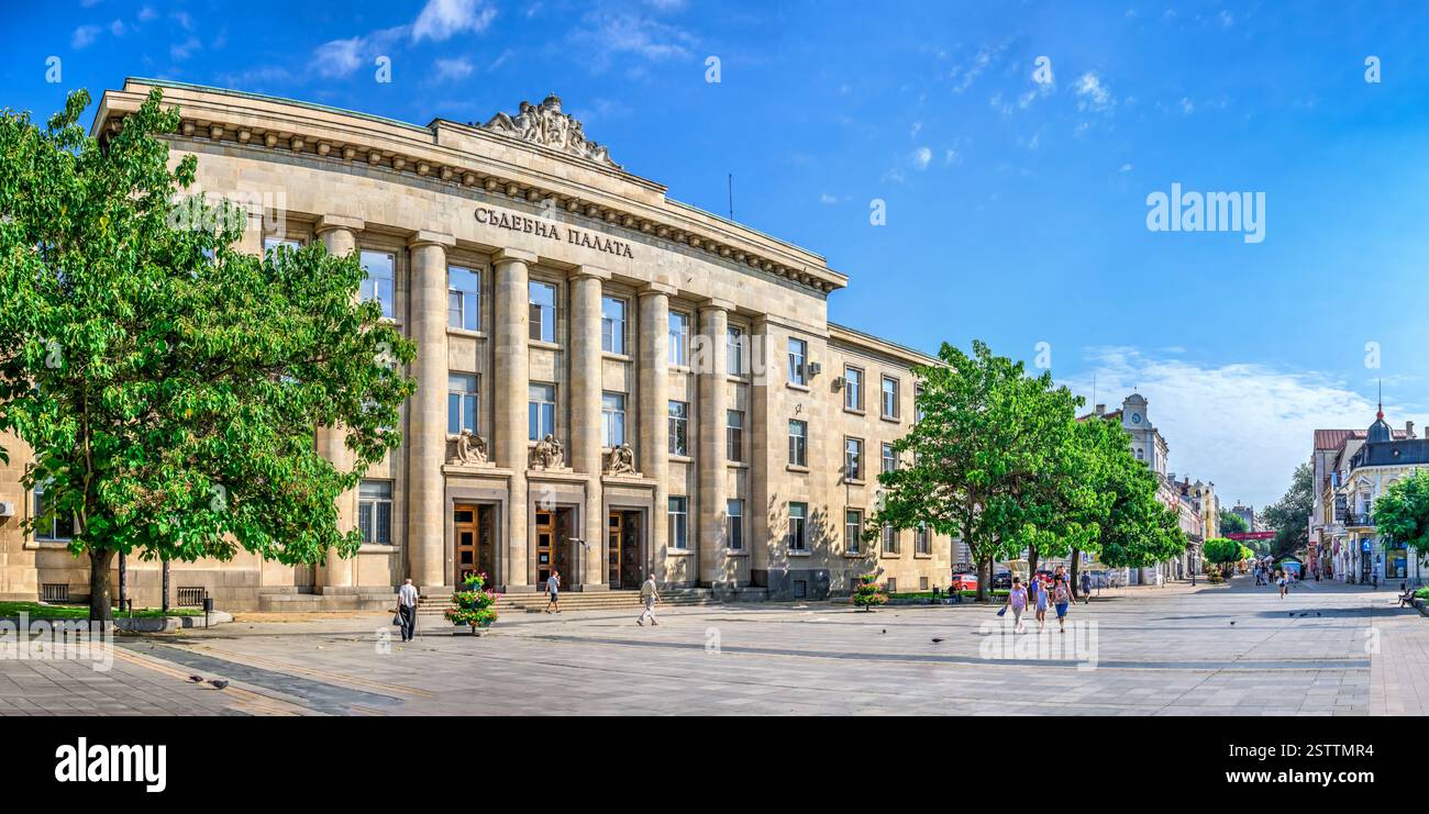 Fast food court hi-res stock photography and images - Alamy