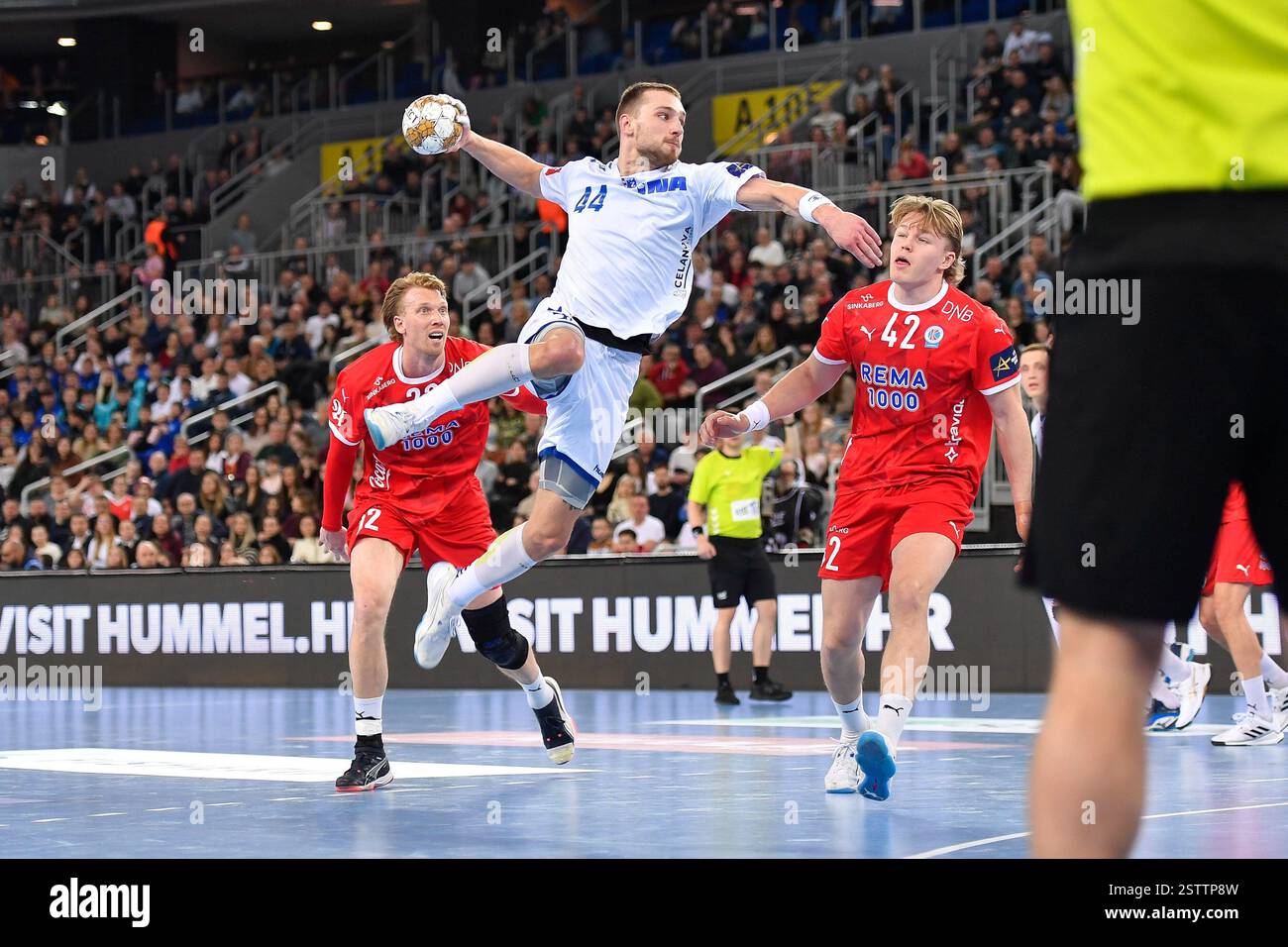 Zagreb, Croatia. 19th Feb, 2025. Ihar Bialiauski (C) of HC Zagreb shoots during the group phase ...