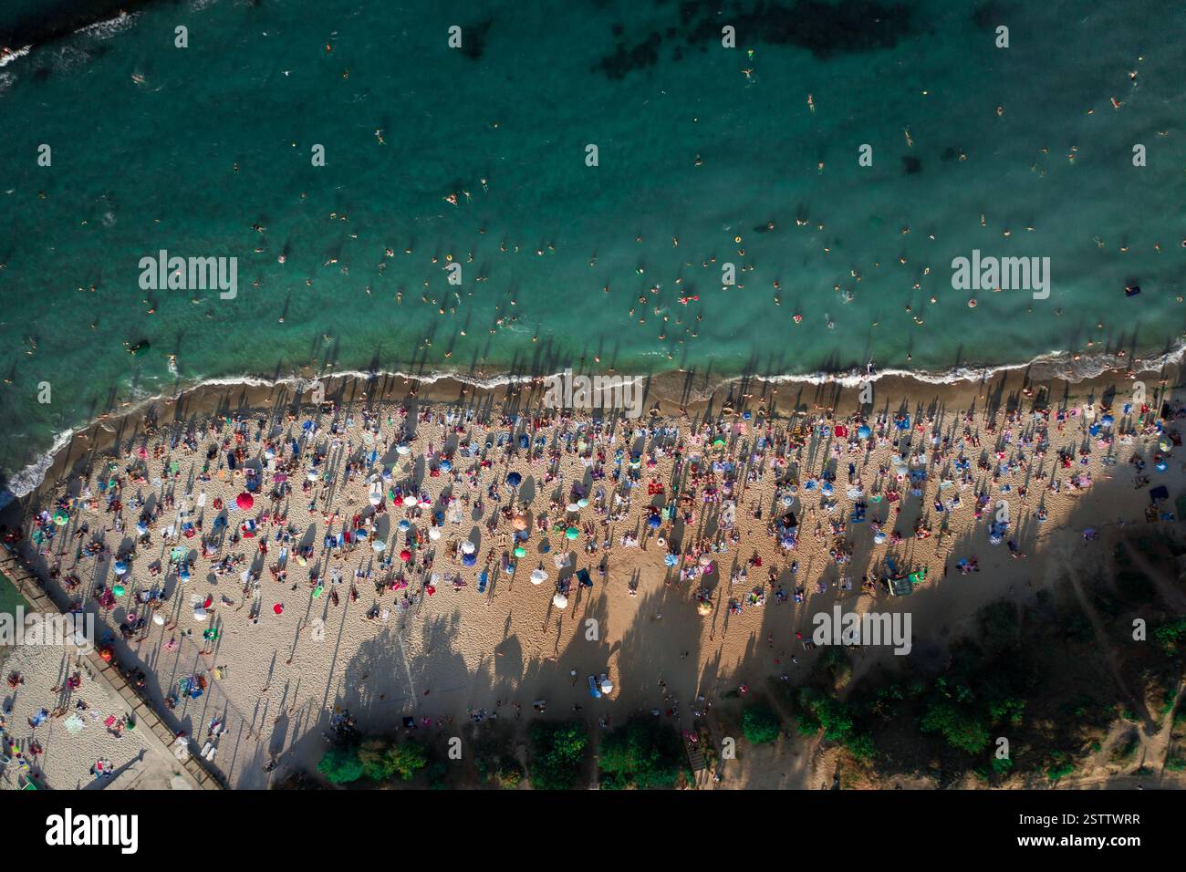 Aerial View of Crowd of People on the Beach Stock Photo - Alamy