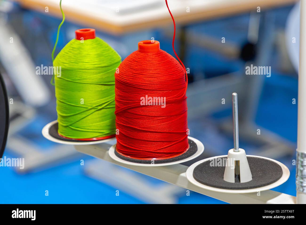 Green and red machine hi-res stock photography and images - Alamy