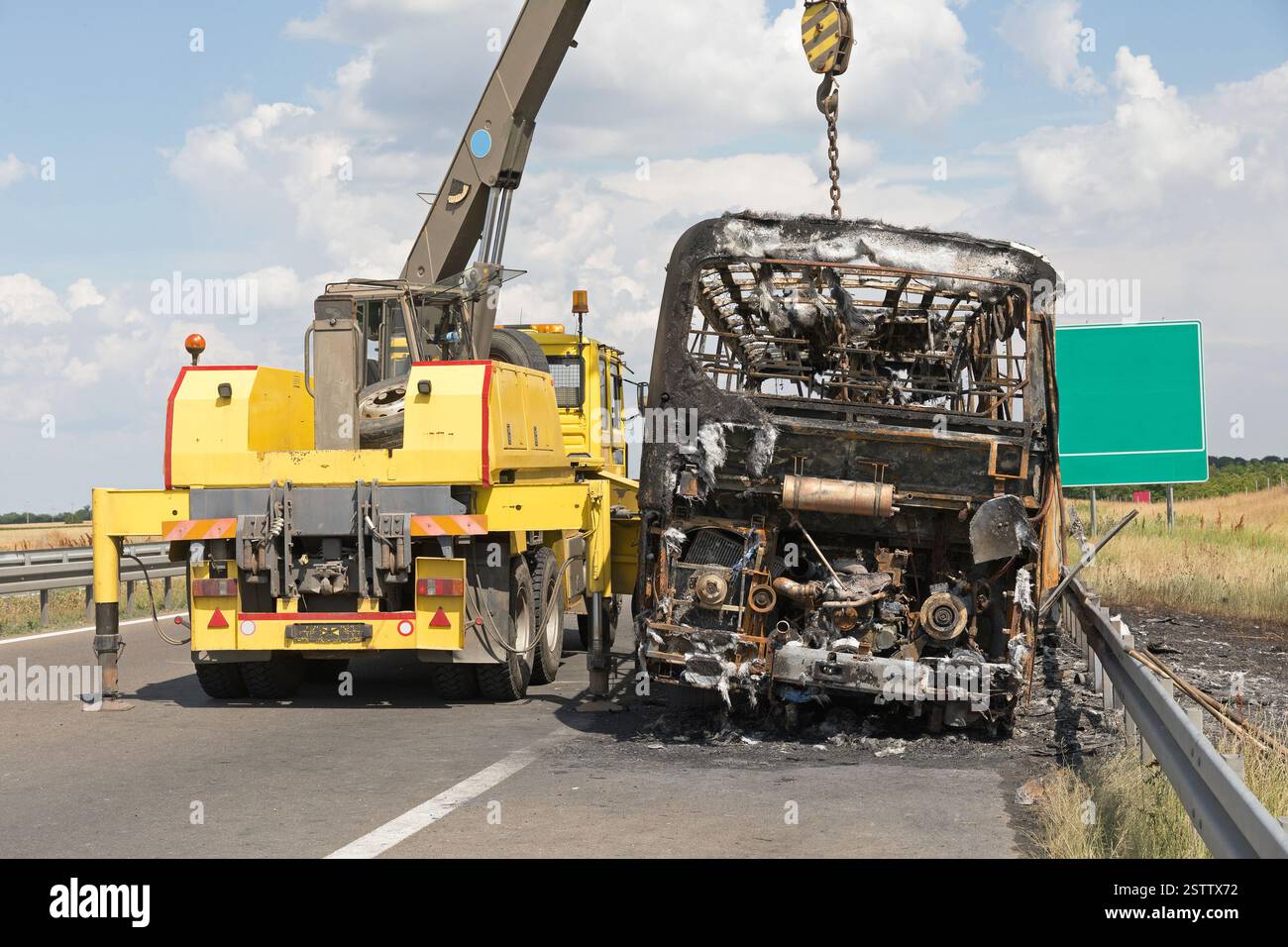 Bus recovery hi-res stock photography and images - Alamy