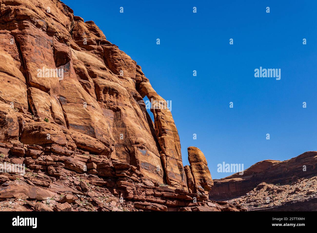 Jug handle arch hi-res stock photography and images - Alamy