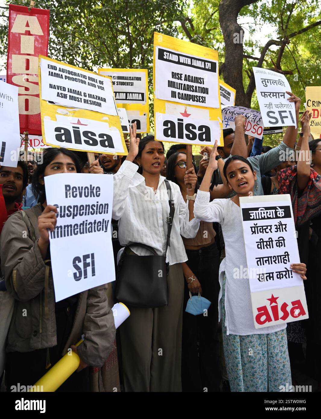 New Delhi, India. 19th Feb, 2025. NEW DELHI, INDIA - FEBRUARY 19: AISA, SFI, AIDSO and other ...
