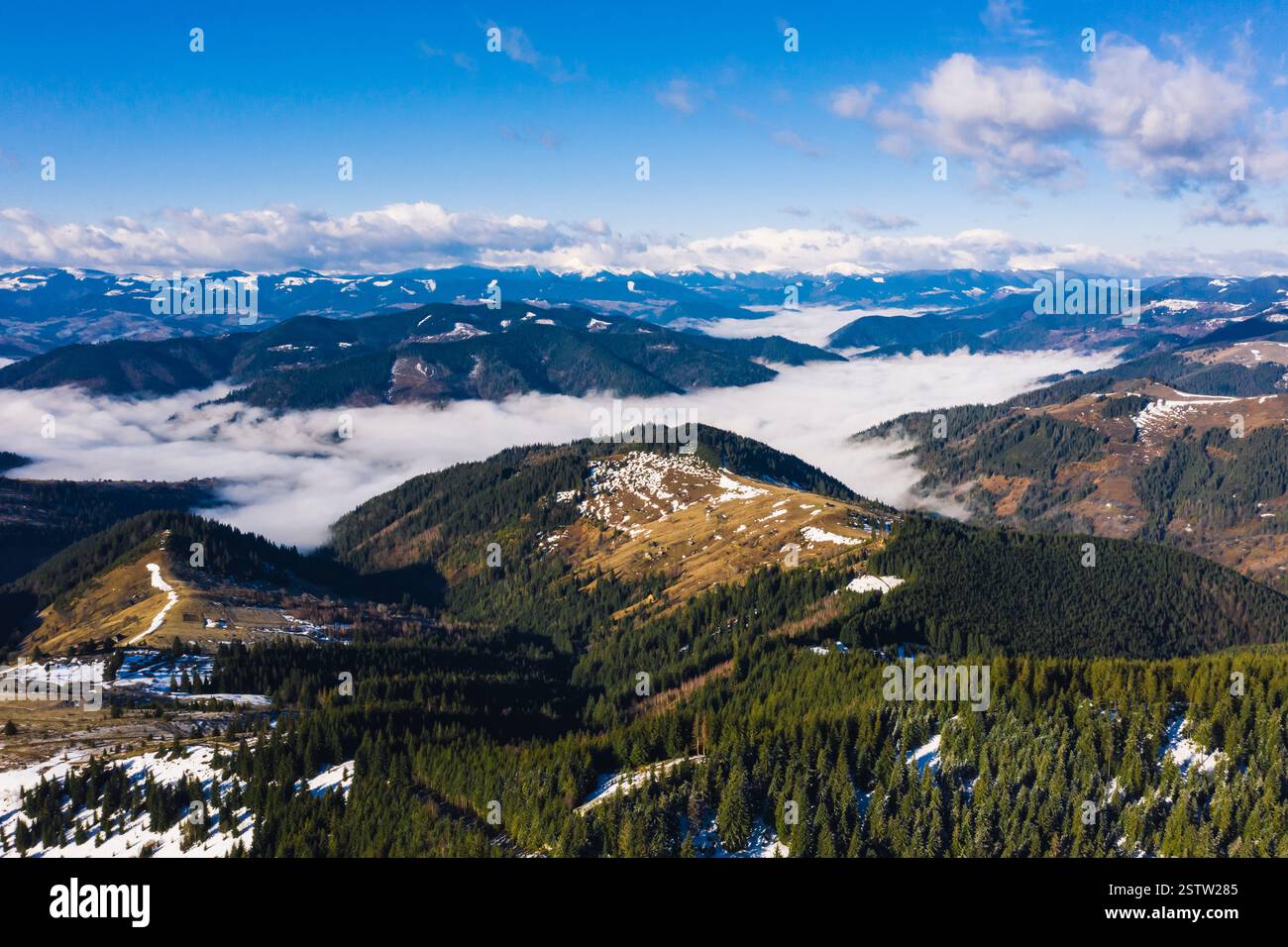 Ukraine carpathians forest landscape aerial hi-res stock photography and images - Alamy