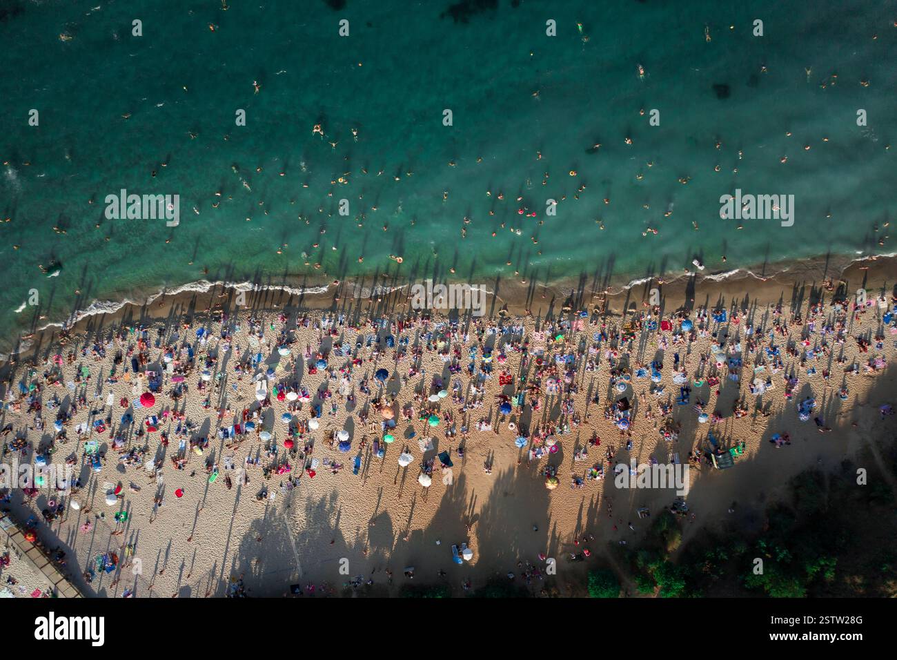 Aerial View of Crowd of People on the Beach Stock Photo - Alamy
