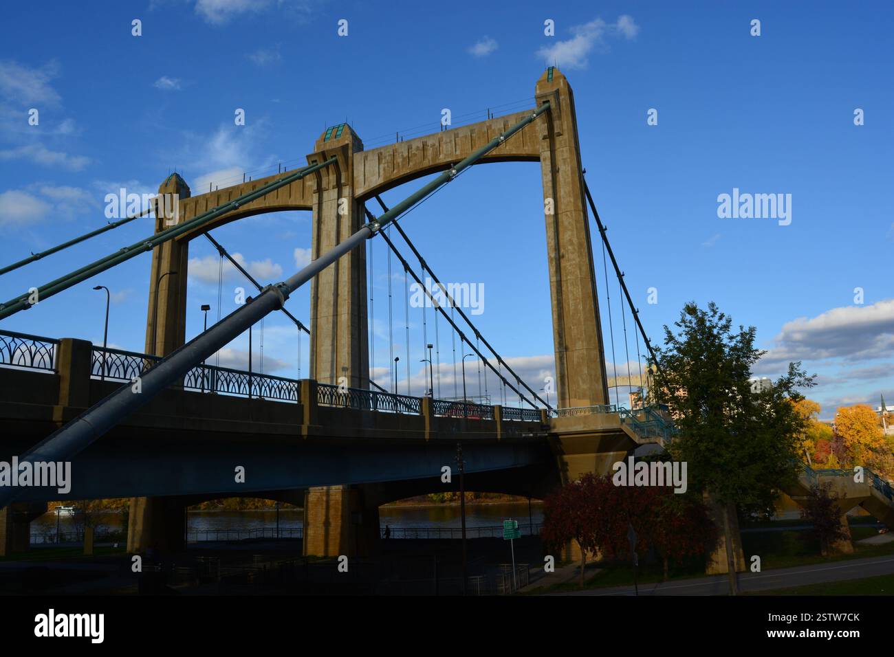 Bridge in Minneapolis Minnesota Stock Photo - Alamy