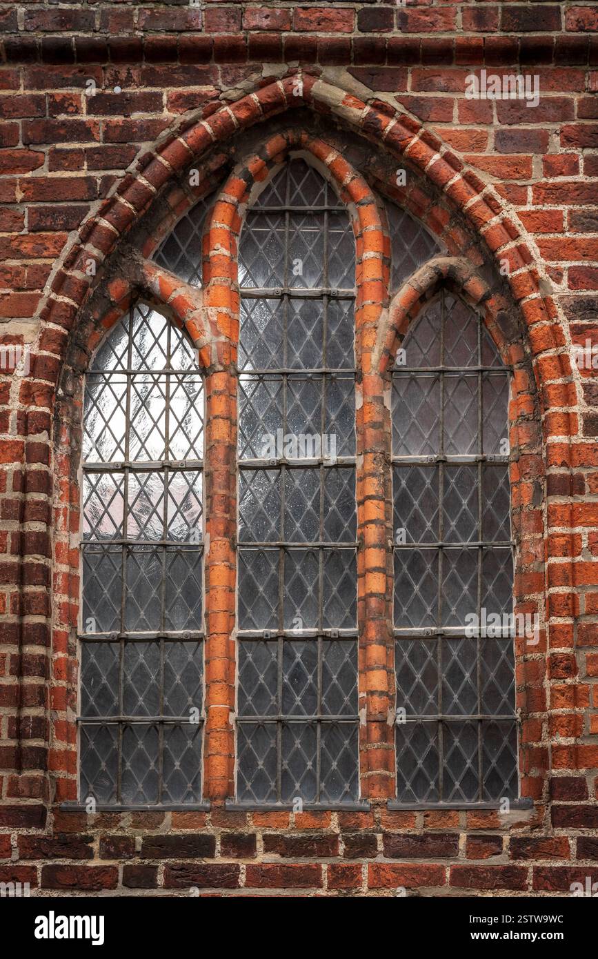Brick gothic windows hi-res stock photography and images - Alamy