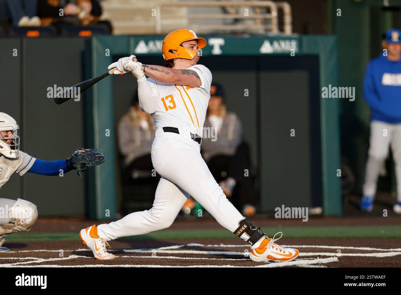 Tennessee Volunteers right fielder Reese Chapman (13) at bat against ...