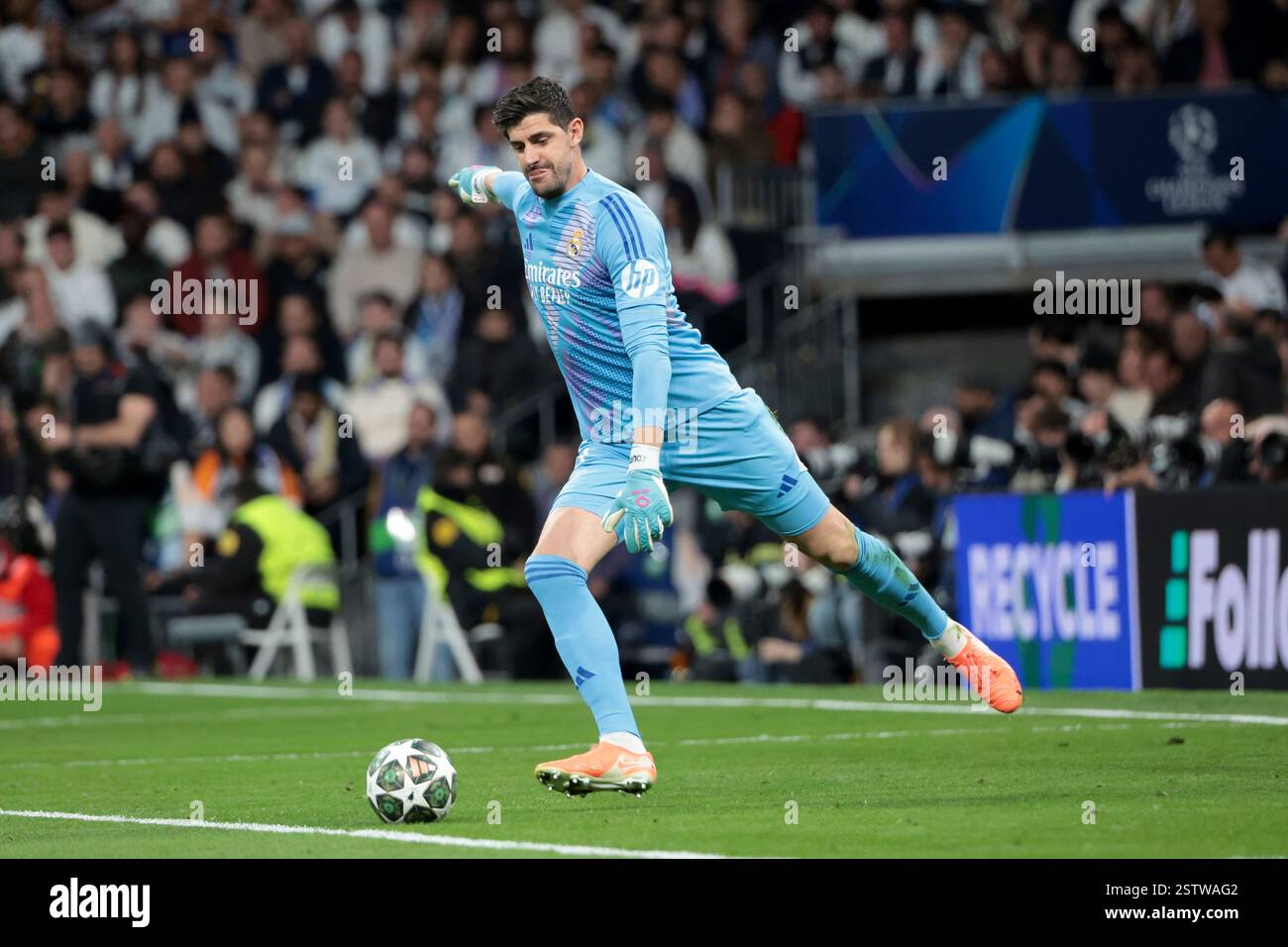 Madrid, Espagne. 19th Feb, 2025. Goalkeeper of Real Madrid Thibaut ...